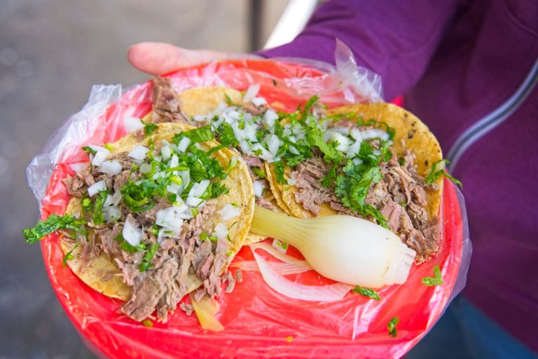 (Updated 2025) 14 BEST Tacos And Street Food In Mexico City - Nomadic ...