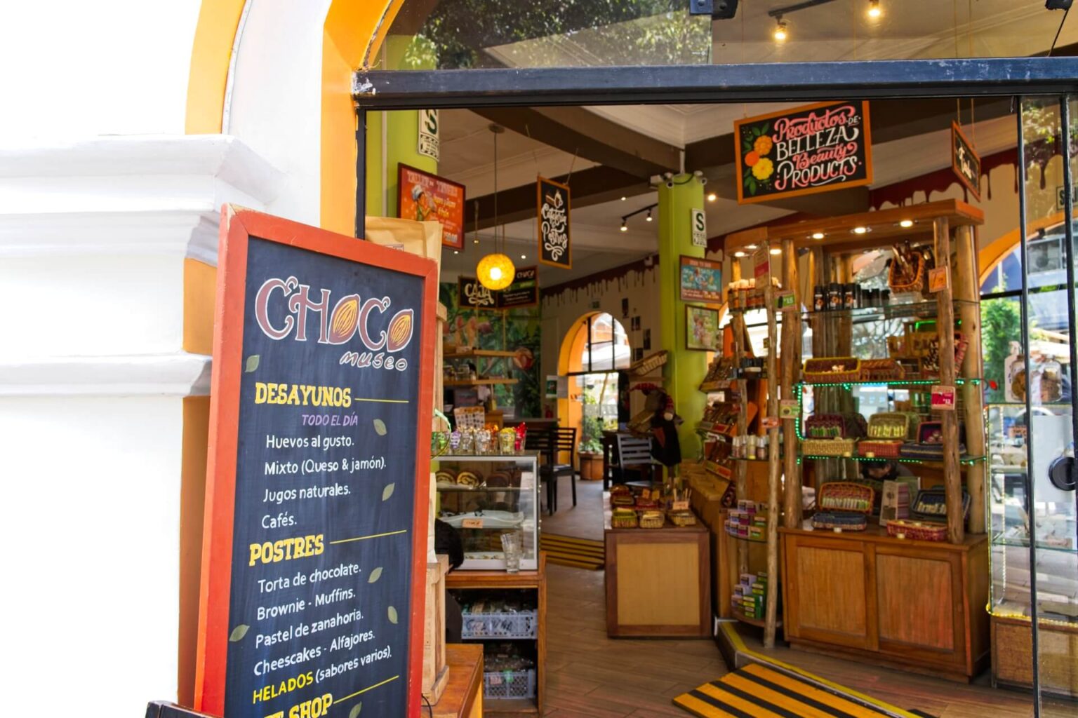6 BEST Chocolate Shops In Lima, Peru - Nomadic Foodist